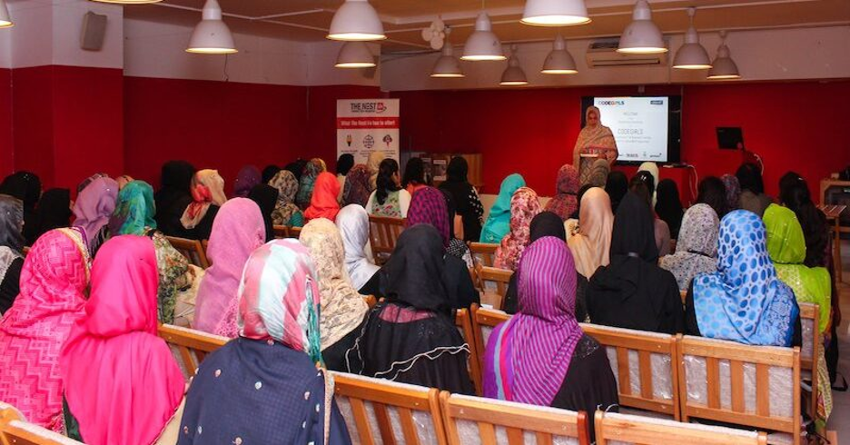 Bridging the Gender Gap: Women in Pakistan’s Evolving Tech Sector ...